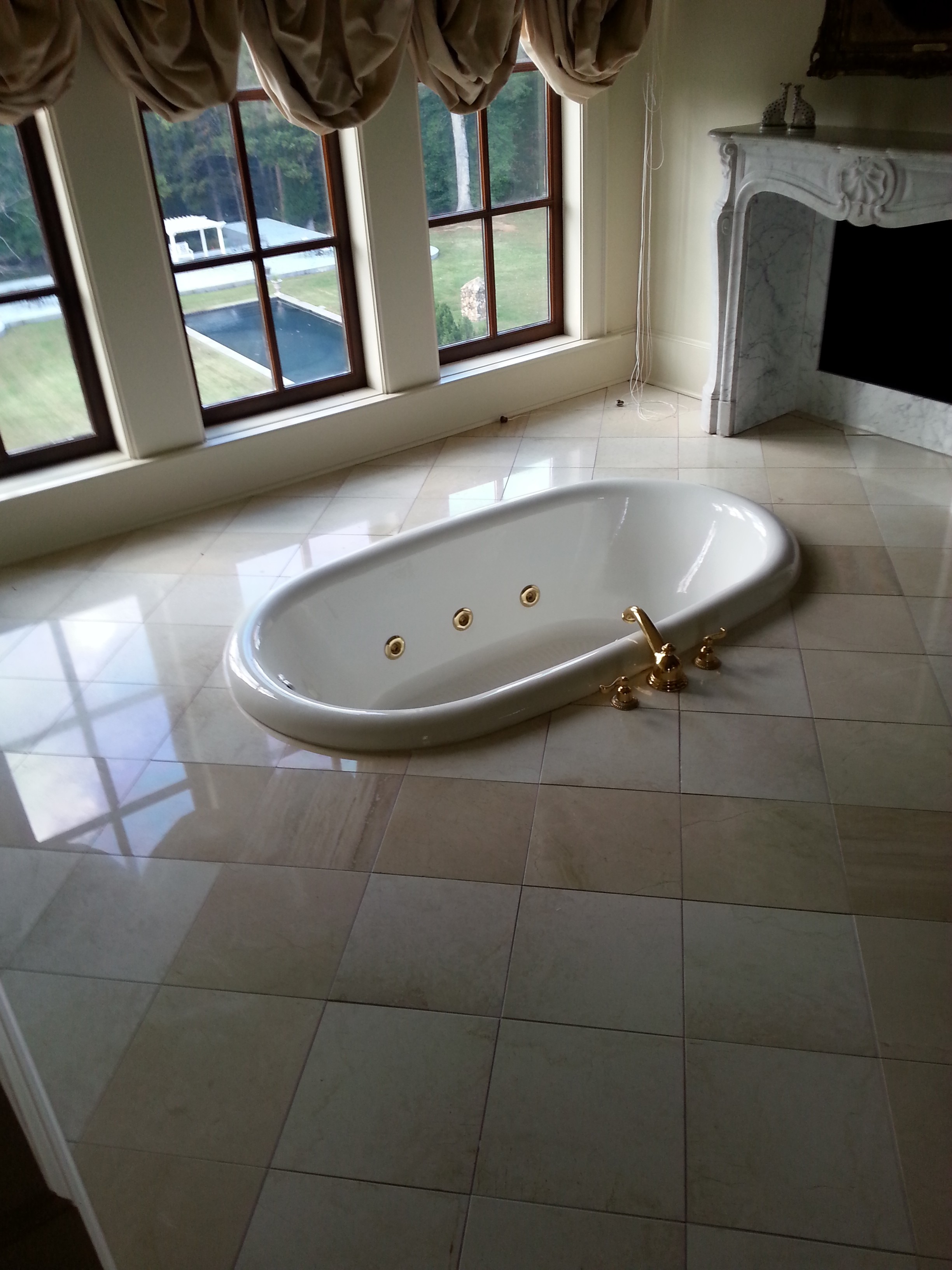 In Ground Bathtub – We Don't Walk Slow